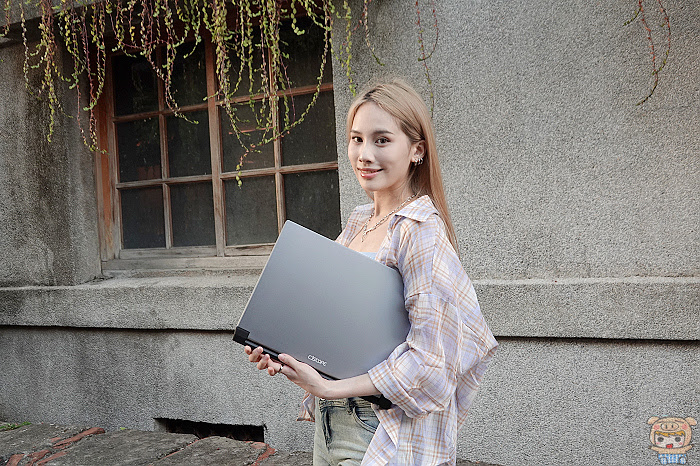 效能與移動兼俱 全新推出的超薄型 CJSCOPE FORGE 16 AMD Ryzen™ 客製筆電 開箱 評測 - ^(oo)^~小米行動CCC