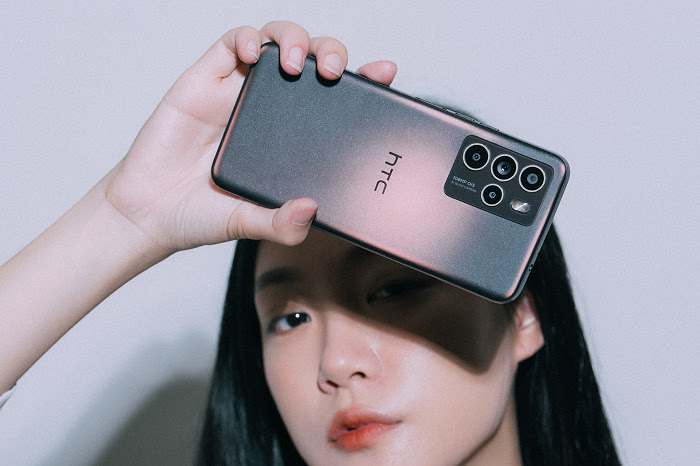 HTC 首款億級畫素手機 U23 pro 正式推出，結合 AR、VR、MR等應用，大幅拓展手機未來應用空間 - ^(oo)^~小米行動CCC